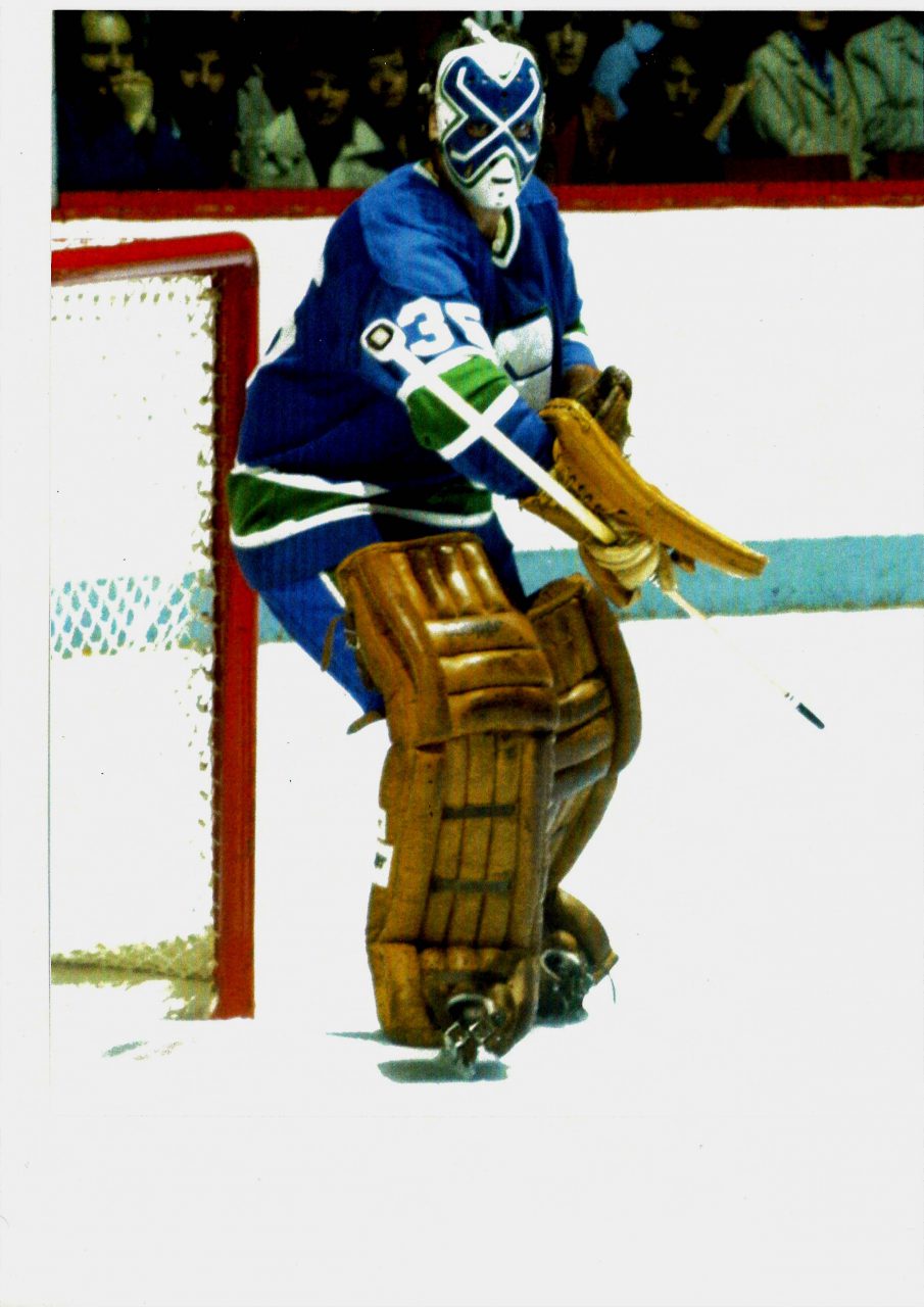 Ridley, Curt | Manitoba Hockey Hall of Fame